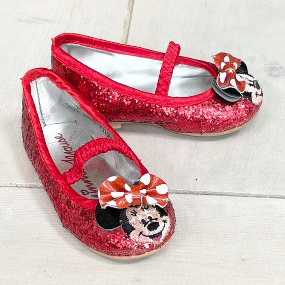 Disney | Shoes | Disney Minnie Mouse Ballet Flata Size 56 | Poshmark